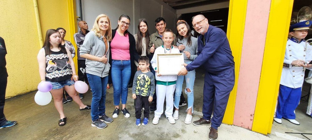 Atleta Bryan da Cruz é recepcionado com festa em Rio Negro - Jornal O ...