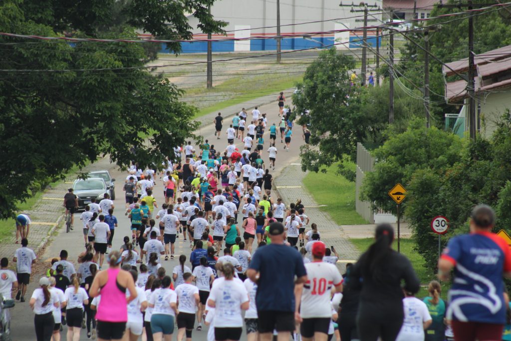 Corrida Cidade de Piên tem recorde de participantes - Jornal O Regional